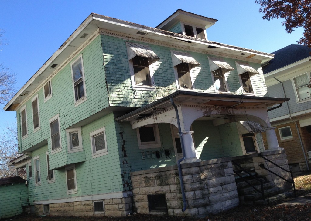 Damn. Houses I Lust After (but cannot buy). – Restoring Ross